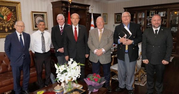 President Ersin Tatar received British Residents’ Society officials ...